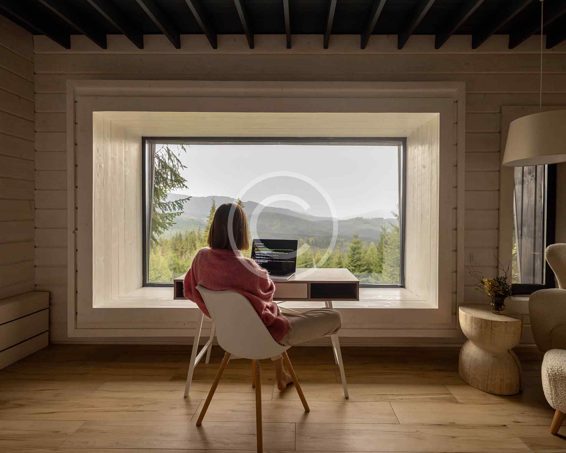 Vintage village home design with new modern windows – Faitech
